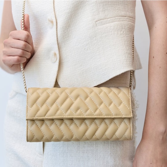 Zara | Bags | Zara Quilted Crossbody Wallet Beige | Poshmark